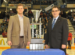 Sea Dogs awarded Jean-Rougeau Trophy - LHJMQ