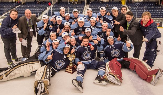 Team Quebec Blue wins the Gatorade Excellence Challenge - LHJMQ