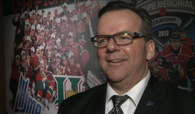 Richard Trottier is honoured by Hockey Canada - LHJMQ