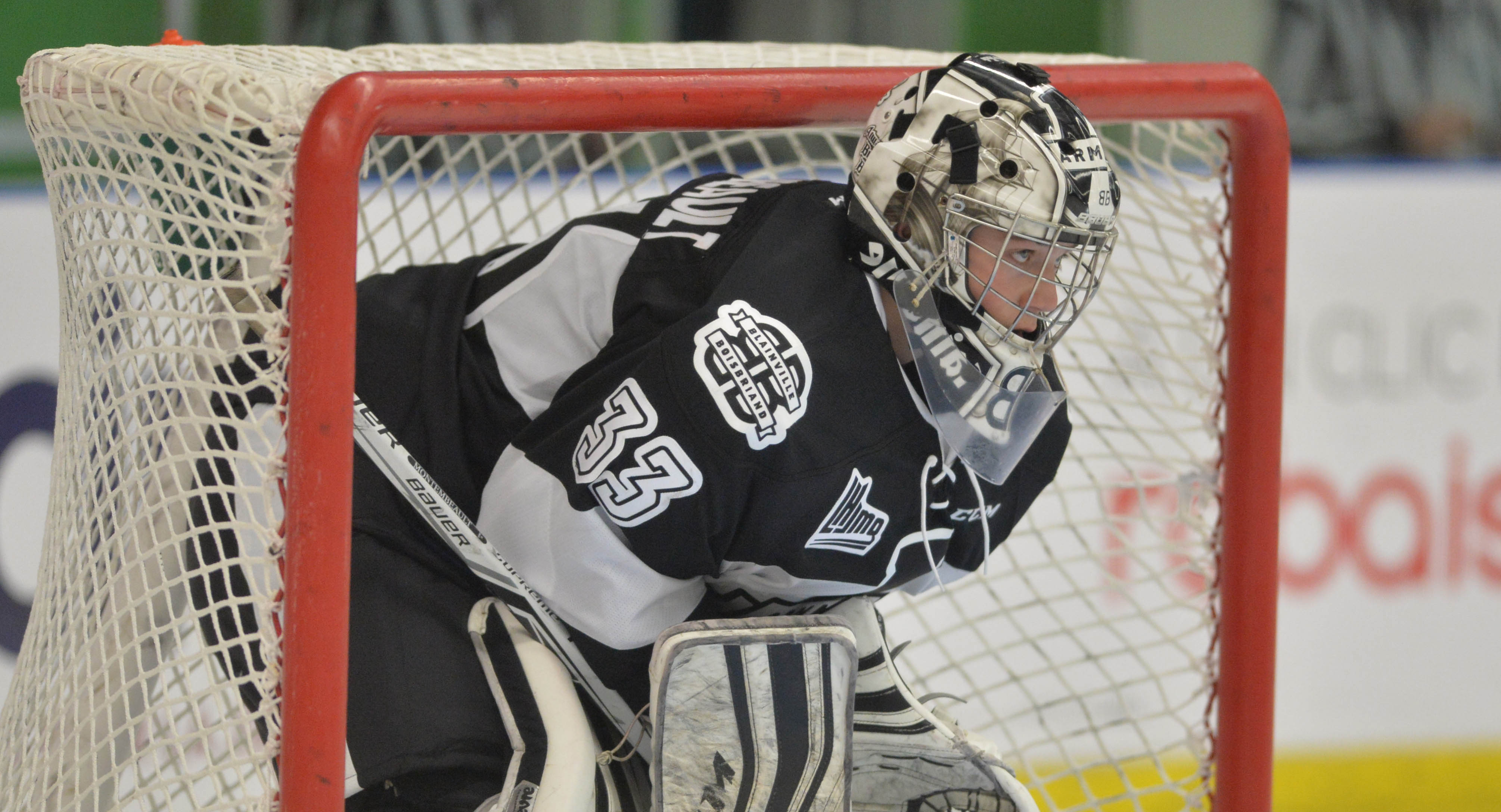 Samuel Montembeault named the VAUGHN Goaltender of the Month - LHJMQ