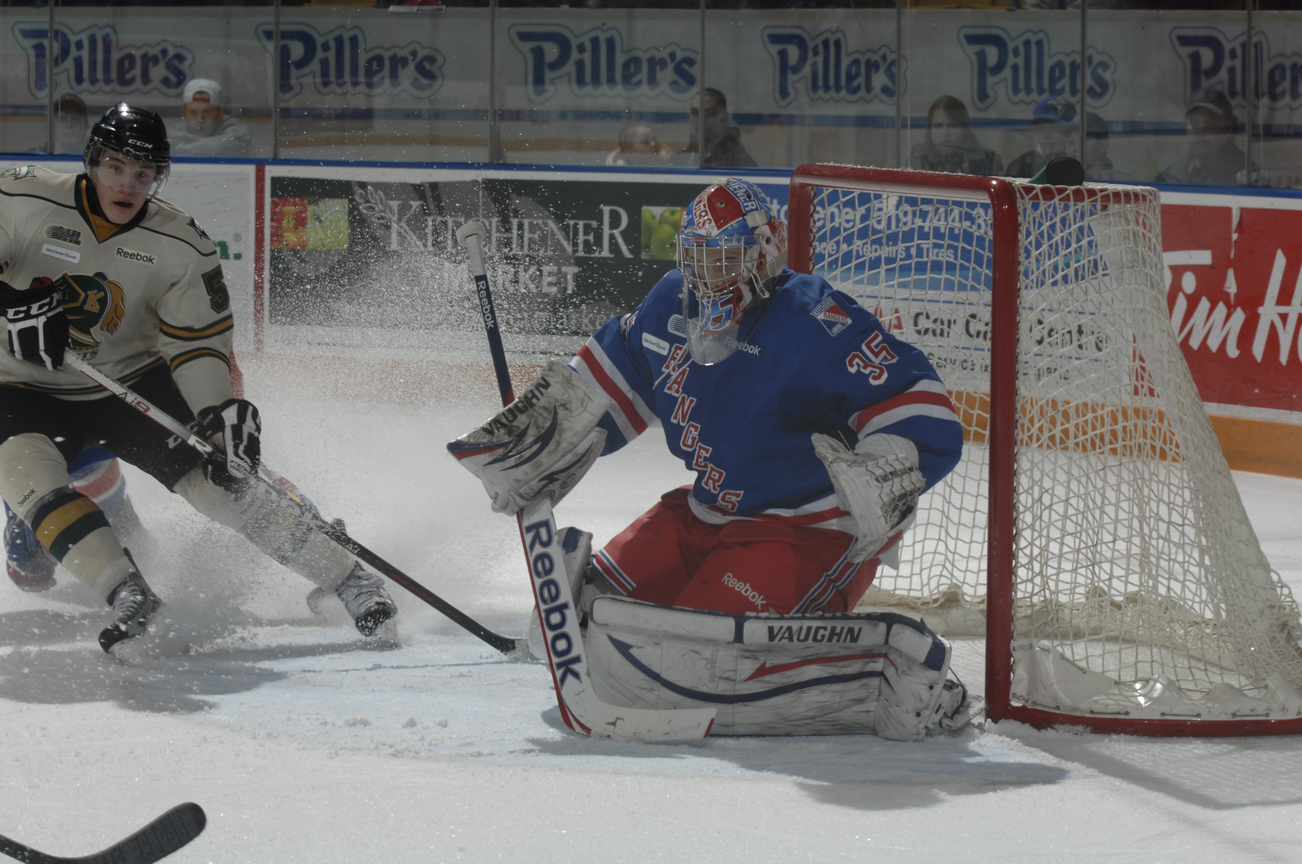 Gibson Shuts Out London Knights - Kitchener Rangers